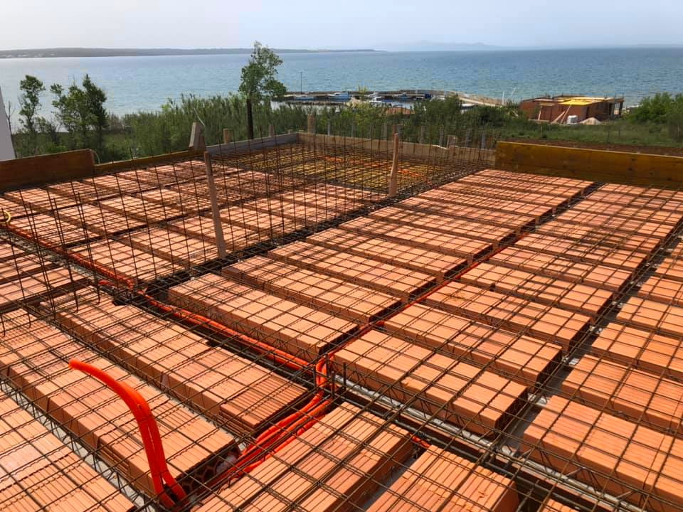 Fert - stropna konstrukcija - ravna i kosa - GRADING ZIDARIĆ d.o.o.